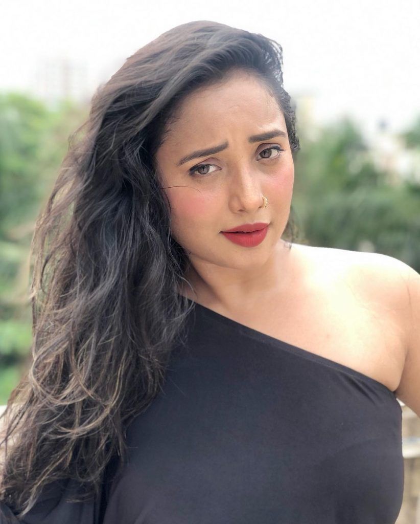 भोजपुरी क्वीन Rani Chatterjee ने खुले छत में करवा डाला हॉट फोटोशूट ...