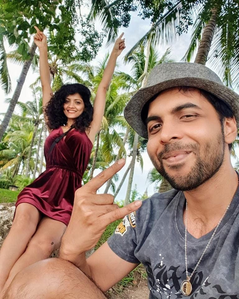 Paatal Lok के हथौड़ा त्यागी Abhishek Banerjee की बीवी Tina Noronha हैं ...