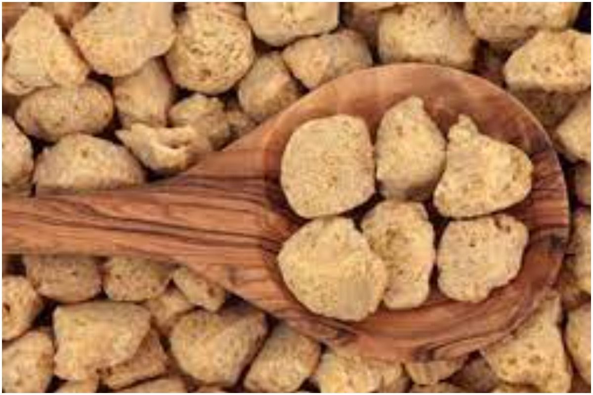 Soya Chunks Face Scrub: सोयाबीन की सिर्फ 2 बड़ियों से पाएं गजब का निखार ...