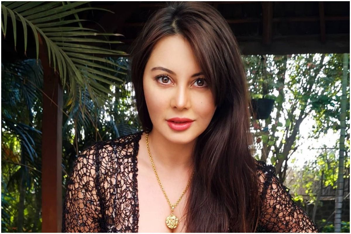 Minissha Lamba Shares Casting Couch Stories: Why Dont You Meet For ...
