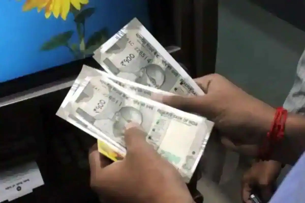 SBI Doorstep Banking: एसबीआयची 44 कोटी ग्राहकांसाठी नवी योजना; बॅंक ...