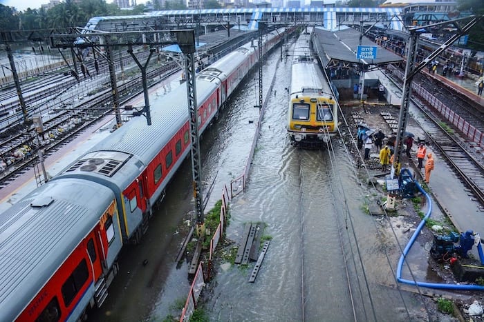 Mumbai Local Train Latest Update: Indian Railways Announces Jumbo, Mega ...