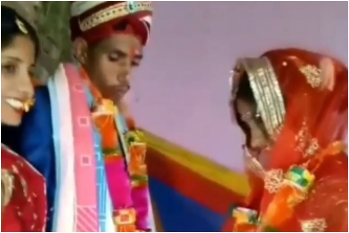 Angry Groom Viral Video: भर लग्नात नवरदेवाने नवरीसोबत केलं हे कृत्य ...