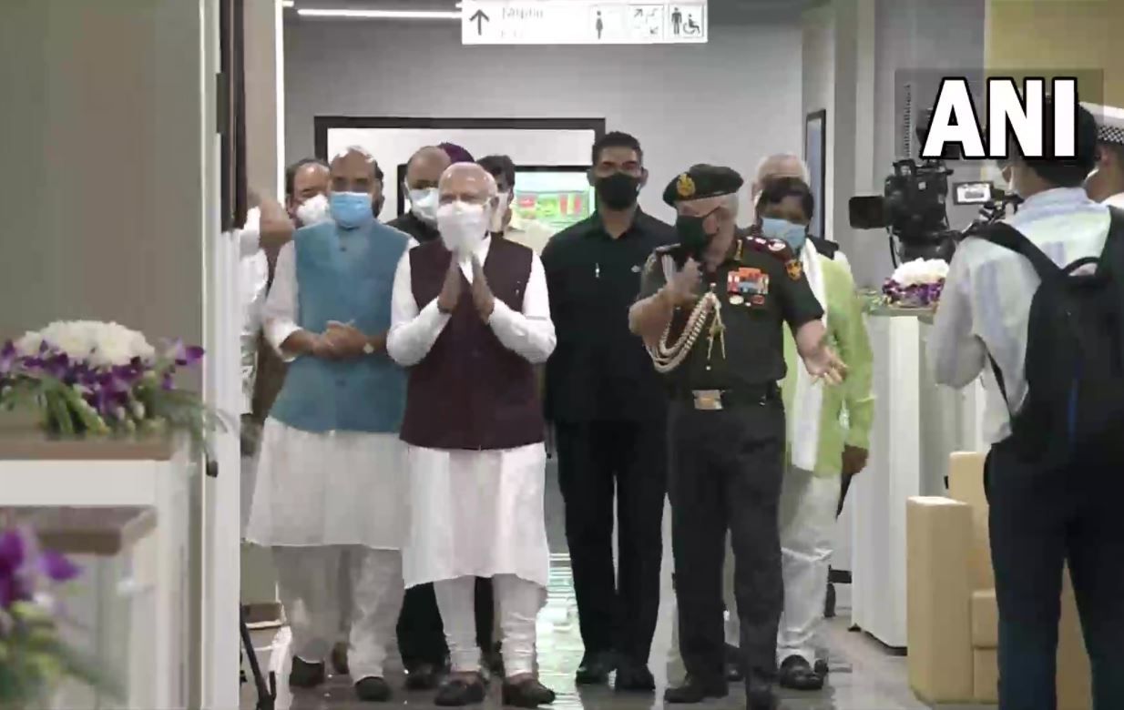 PM Modi Inaugurates Defence Offices Complexes in Delhi. See PICS Here