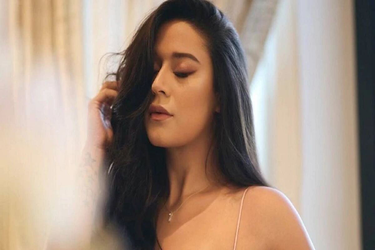 Krishna Shroff bold Photo: जॅकी श्रॉफच्या कन्येनं ऐन पावसाळ्यात वाढवलं ...