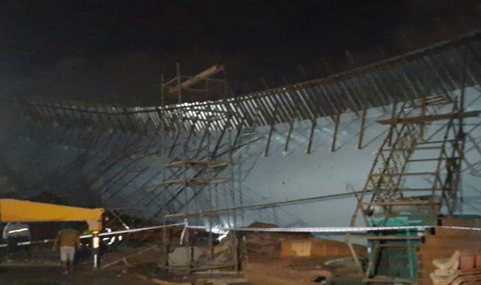 Mumbai: Portion of Under-construction Flyover Collapses in Bandra Kurla ...