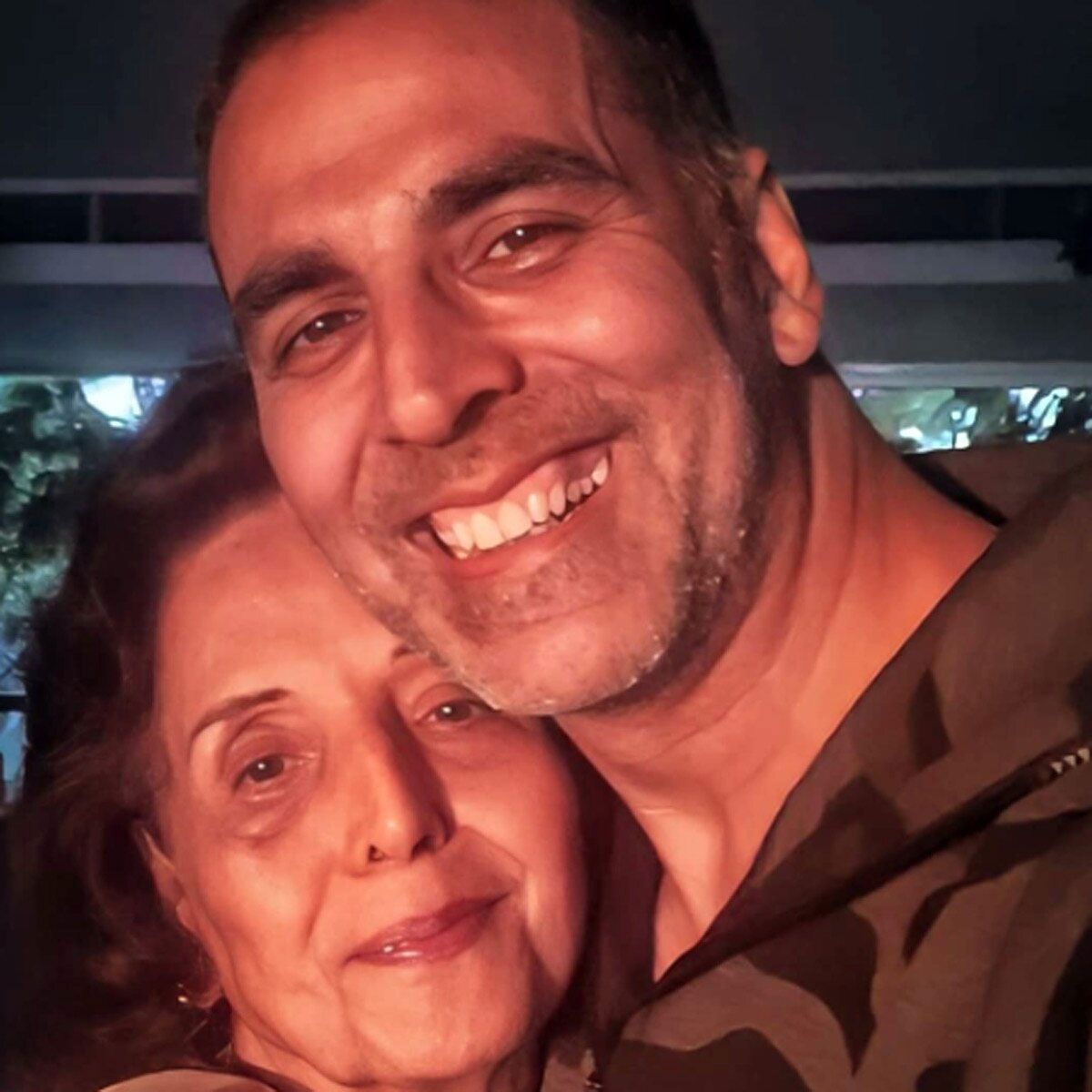 'चिट्ठी ना कोई संदेश...मां की मौत से सदमे में अक्षय कुमार, कभी कर्ज ...