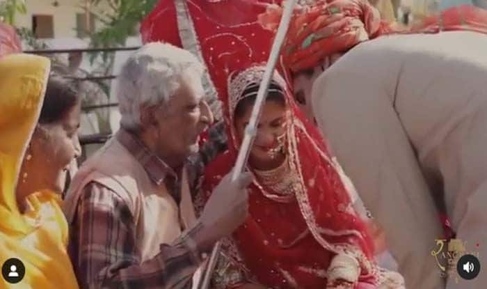 Baap Ka Viral Video: विदाई में दुल्हन के बाप ने दूल्हे को दिया डंडा ...