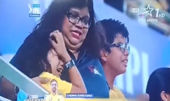WATCH VIDEO CSK Fan in Tears After MS Dhoni Hits Winning Run vs DC IPL ...