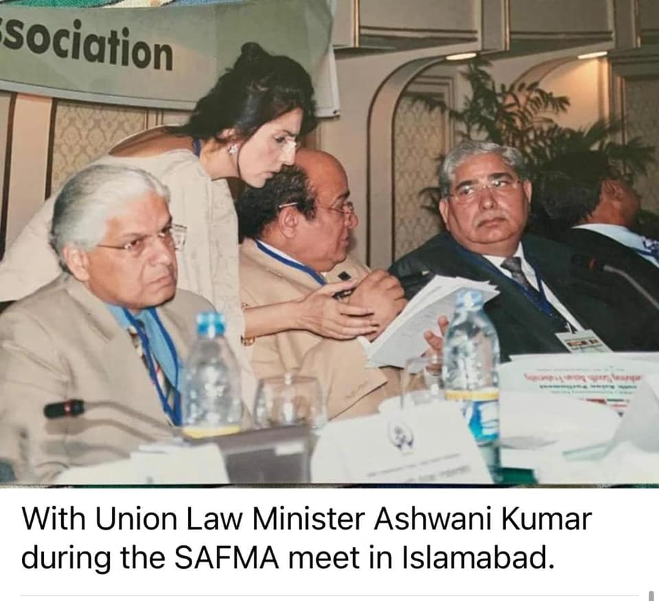 Aroosa Alam Row: Capt Amarinder Singh Releases Photos of Pak Journalist ...