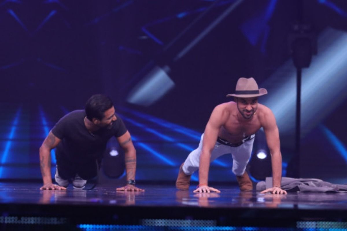 Dance Plus 6: रेमो डिसूजा ने Raghav Juyal को दी मात, स्टेज पर ही शुरू ...