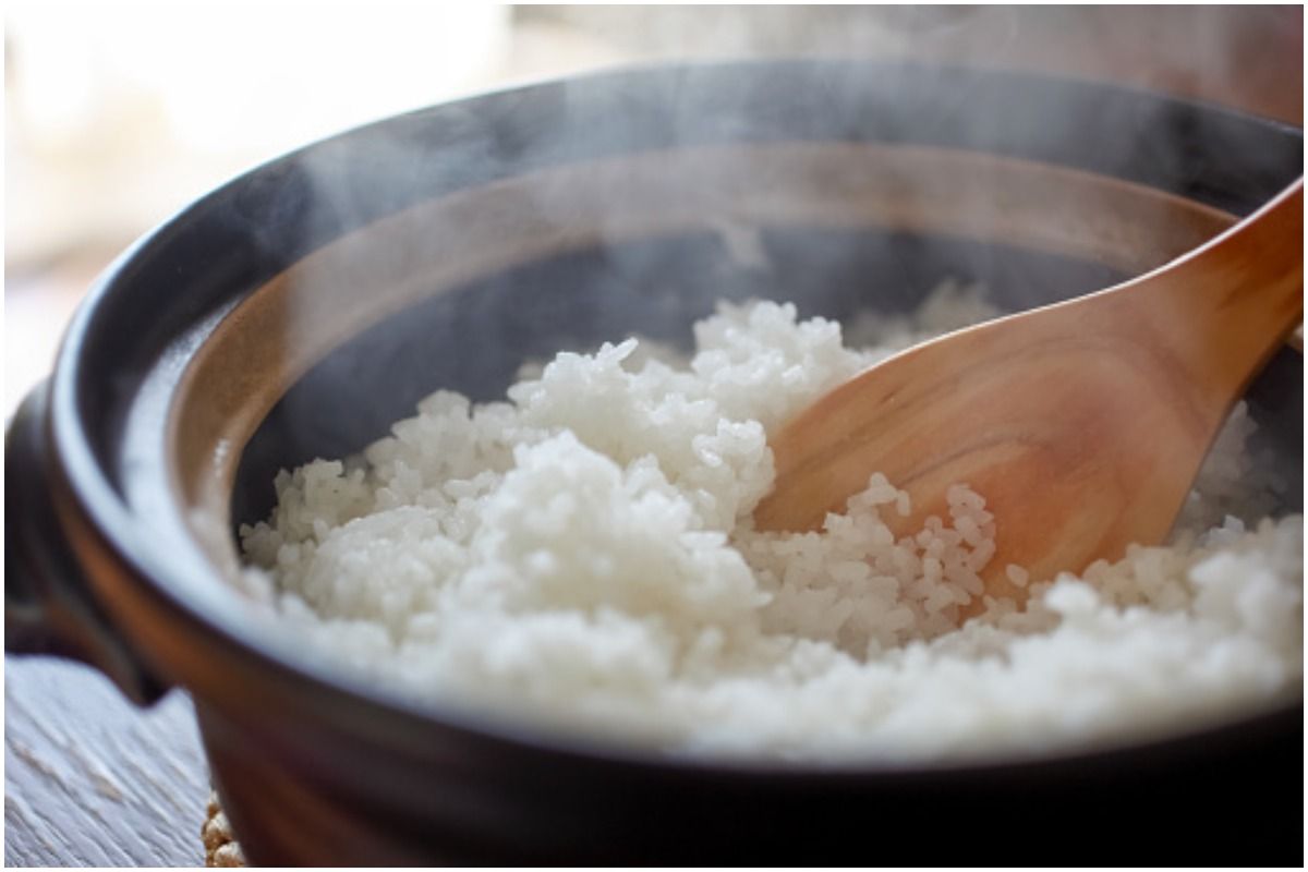 8 Health Benefits of Eating Rice From Steady Blood Pressure to Easy ...