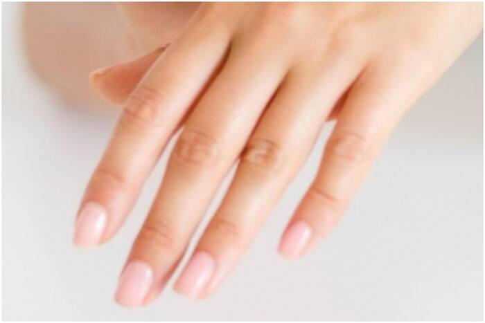 4 Tips to Maintain Healthy and Glowing Nail Hygiene During Covid-19