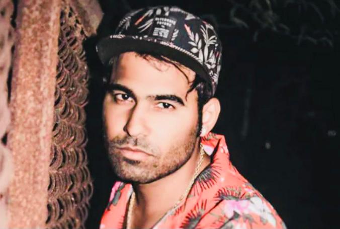 Delhi YouTuber Enters Vrindavan' Sacred Nidhivan Raj at Night & Shoots ...