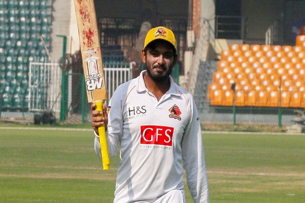 Quaid-e-Azam Trophy: पाकिस्तानी बल्लेबाज ने ठोका तिहरा शतक, 39 बाउंड्री ...