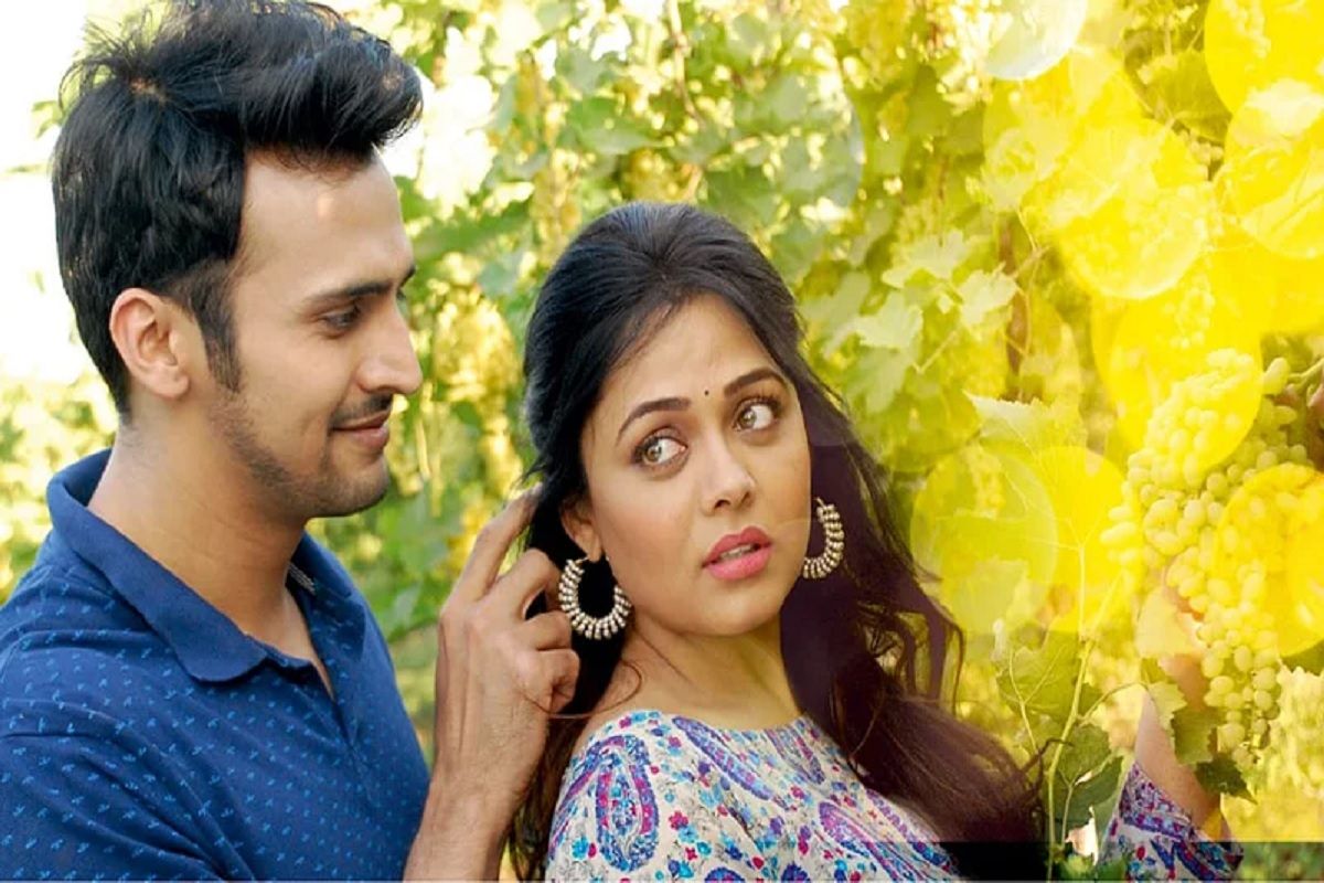 Ajinkya Movie Trailer Release: प्रार्थना बेहेरे आणि भूषण प्रधानच्या ...