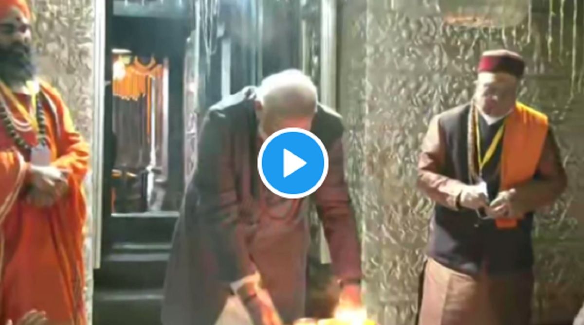 PM Modi Performs Aarti at Kedarnath Temple in Uttarakhand. Watch Video