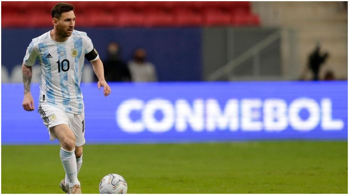 Lionel Messi Visibly Upset After Pitch Invader Grabs Him By The Neck ...