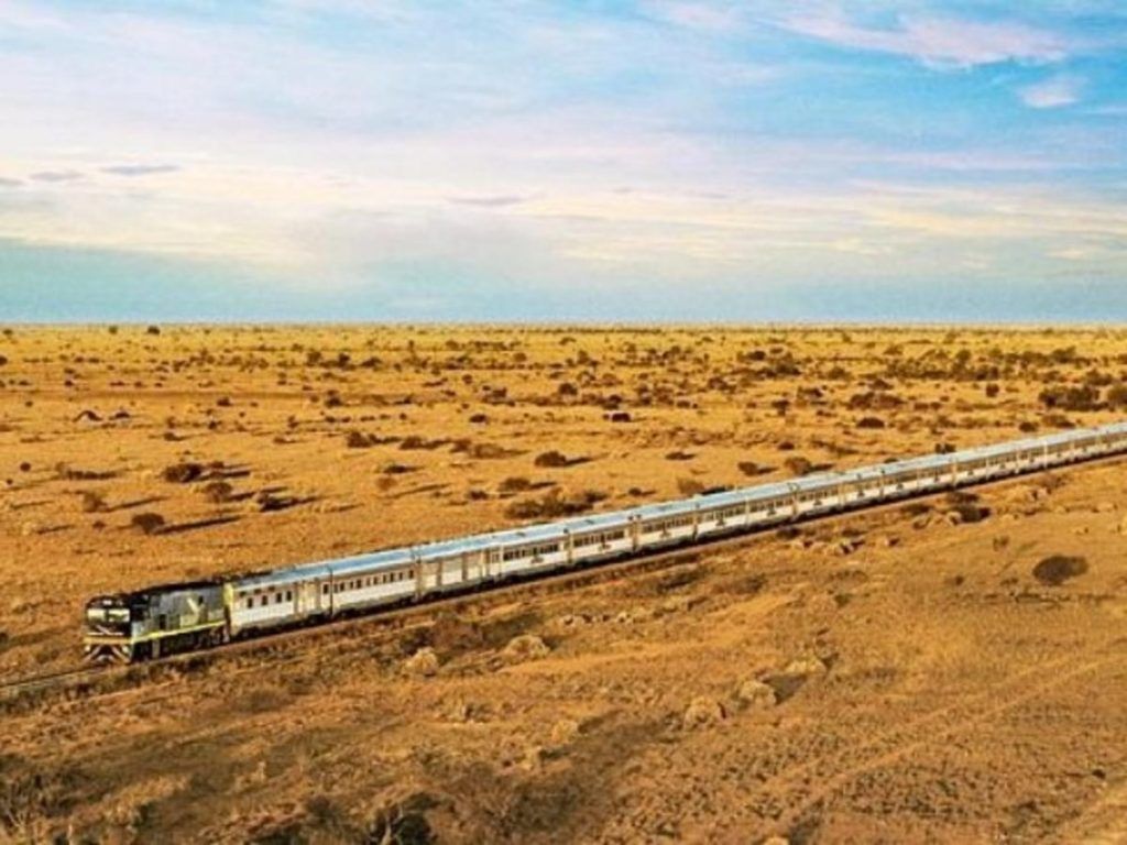 Ye Nahi Dekha, Toh Kya Dekha! 7 Breathtaking Train Journeys in India ...