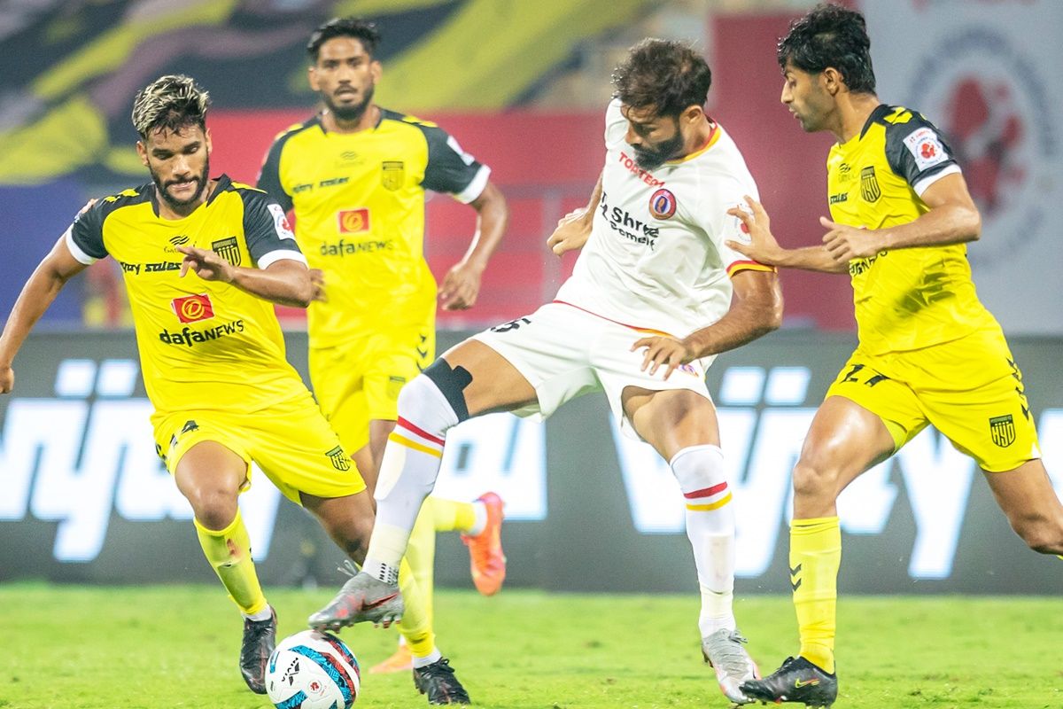 ISL: SC East Bengal Winless Streak Continues, Play 1-1 Draw vs Hyderabad FC | Indiacom ...