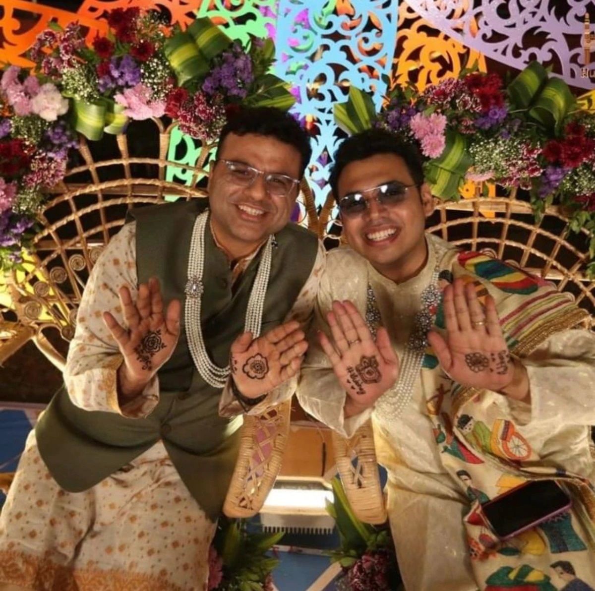 Gay Couple Ties The Knot With All the Taam-Jham in Hyderabad. See Viral ...