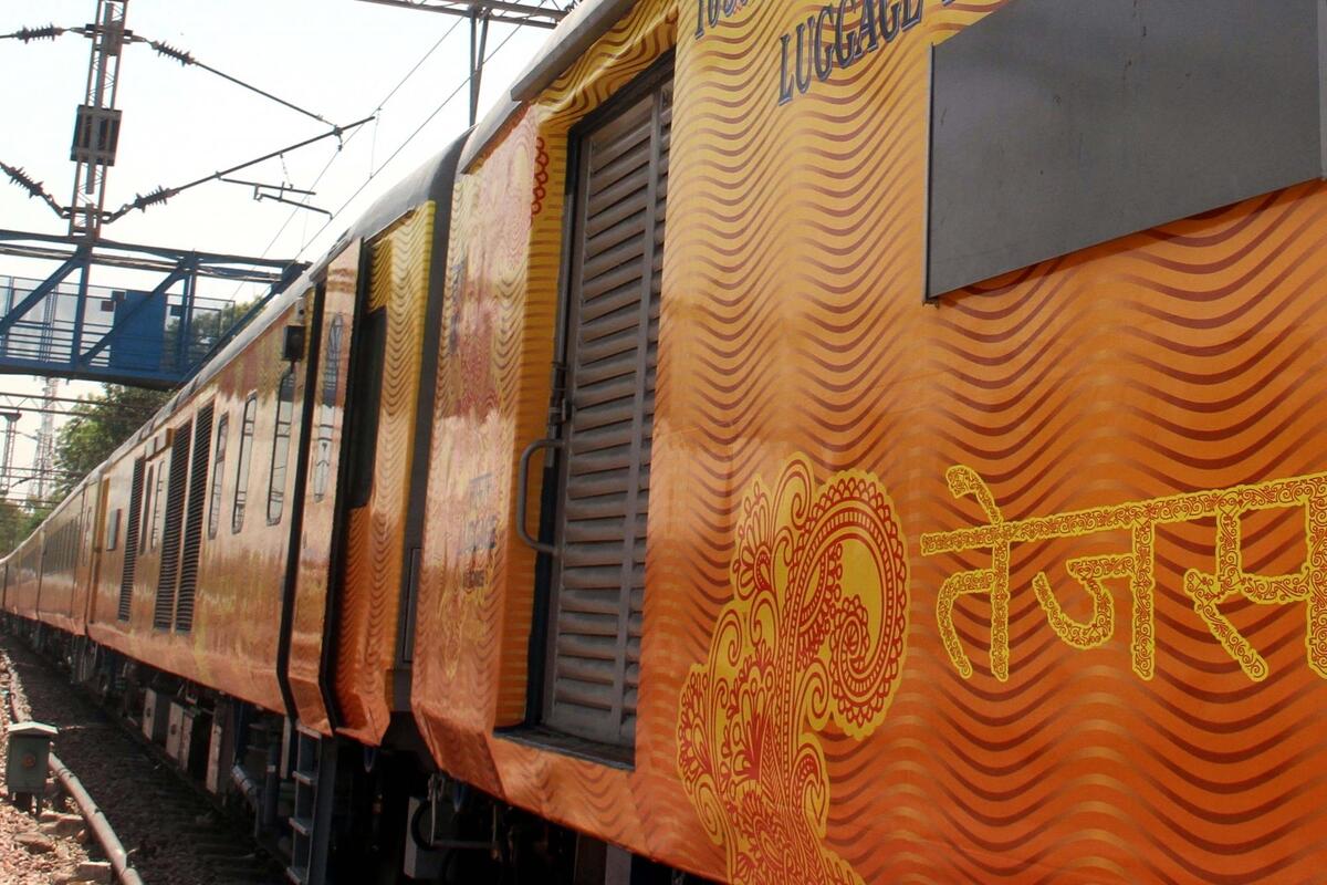 Indian Railways To Run This Mumbai-Delhi Train With Tejas Smart Coaches ...