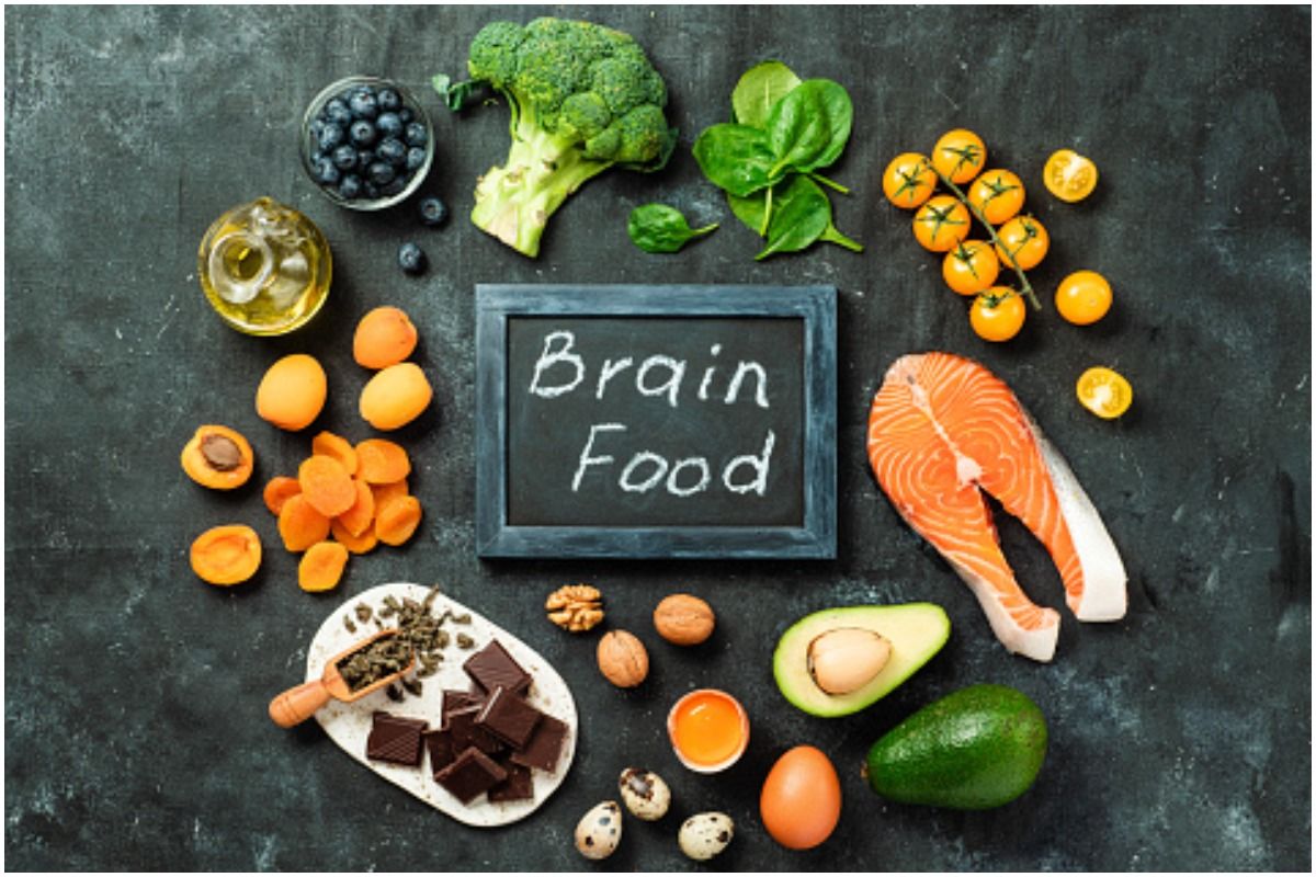 From Citrus Fruits To Eggs 9 Foods To Include In Diet To Improve Brain 