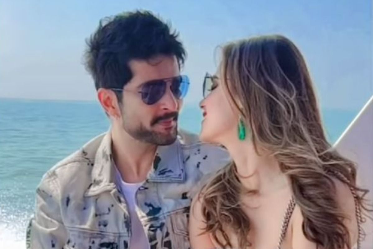 Riddhi Dogra Reacts To Ex-Husband Raqesh Bapats Valentines Day Post For ...