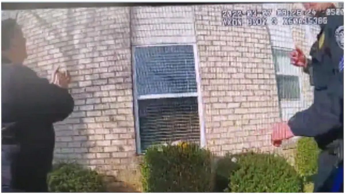 Viral Video: Dad Throws Toddler Son From Window to Save Him From Fire ...