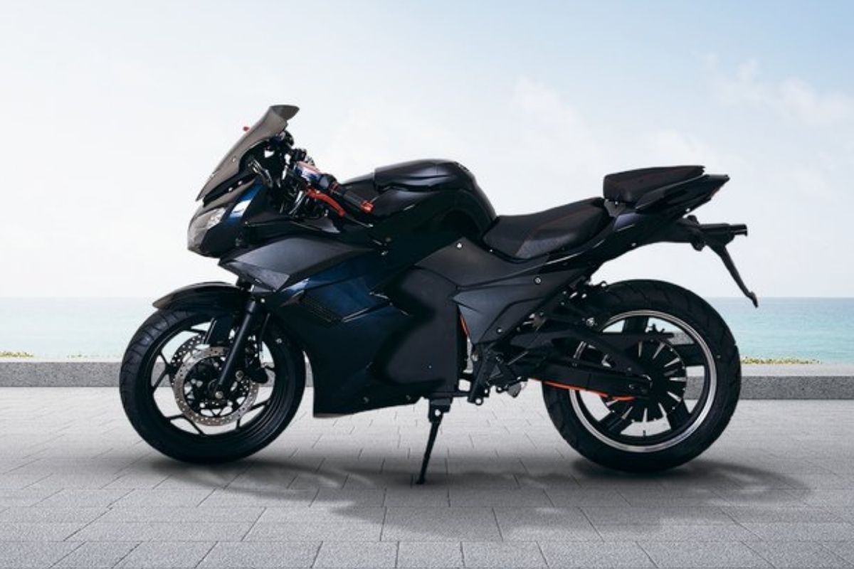 Ignitron CYBORG: आ गई 180KM रेंज और 125kmph टॉप स्पीड वाली ई-बाइक ...