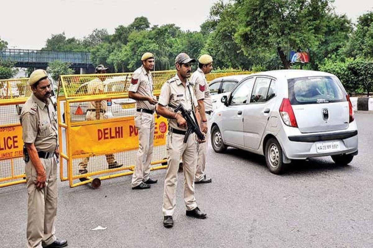 Delhi on High Alert After Inputs on Possible Terror Attack Patrolling ...