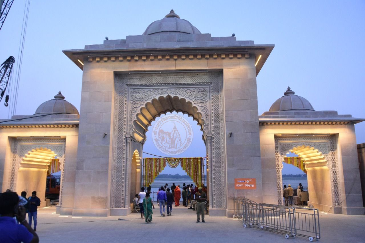 Kashi Vishwanath Temple Gets 60 kg Gold From Anonymous Businessman 37 ...