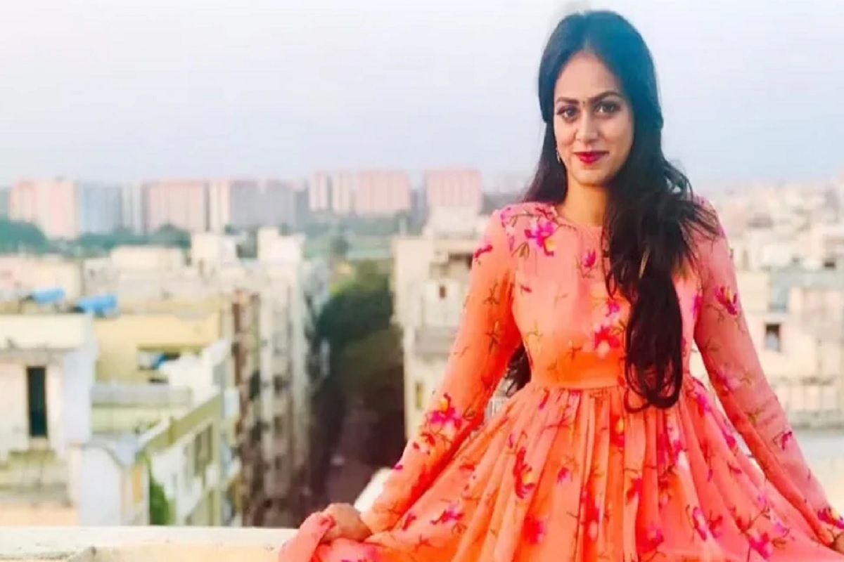 Dolly D Cruze Died: मनोरंजन क्षेत्रातवर शोककळा! प्रसिद्ध अभिनेत्रीचा ...