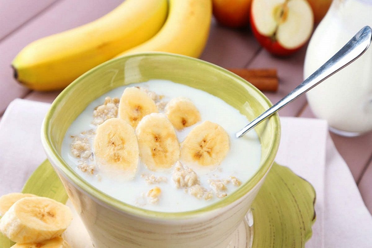 5 Mood-Elevating Foods From Your Kitchen That Can Help You Feel Happier