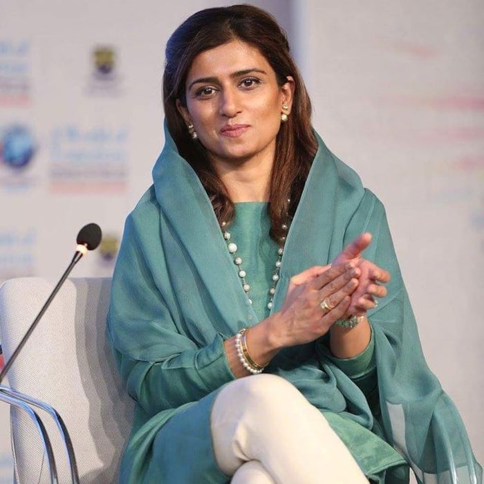 Hina Rabbani Khar बनीं पाकिस्तान की नई विदेश राज्यमंत्री, खूबसूरती में ...