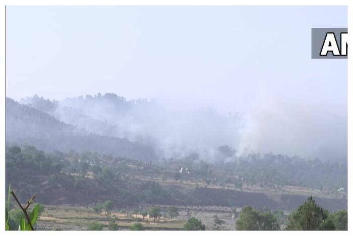 Massive Fire Breaks Out in Different Forest Areas of JK