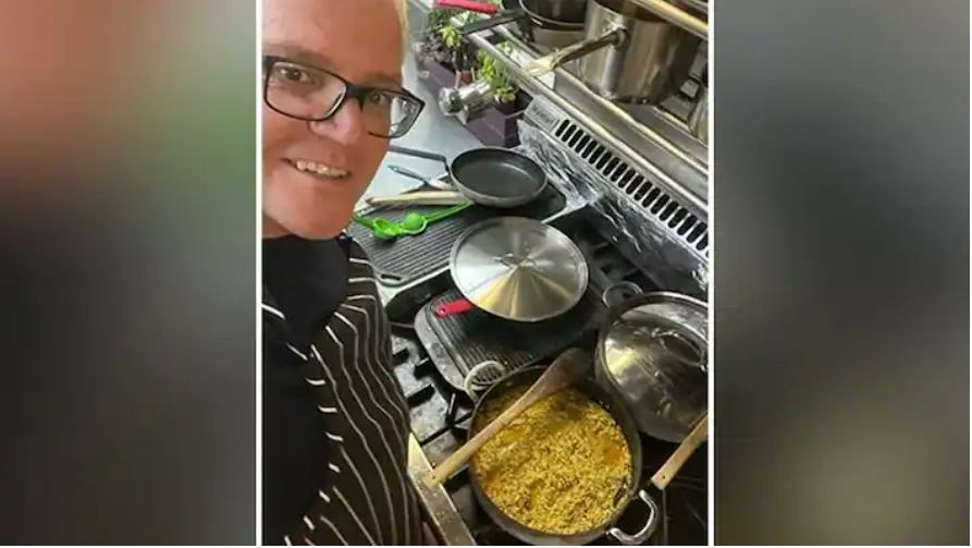 Scott Morrison Cooks Dear Friend PM Modis Favourite Khichdi To ...