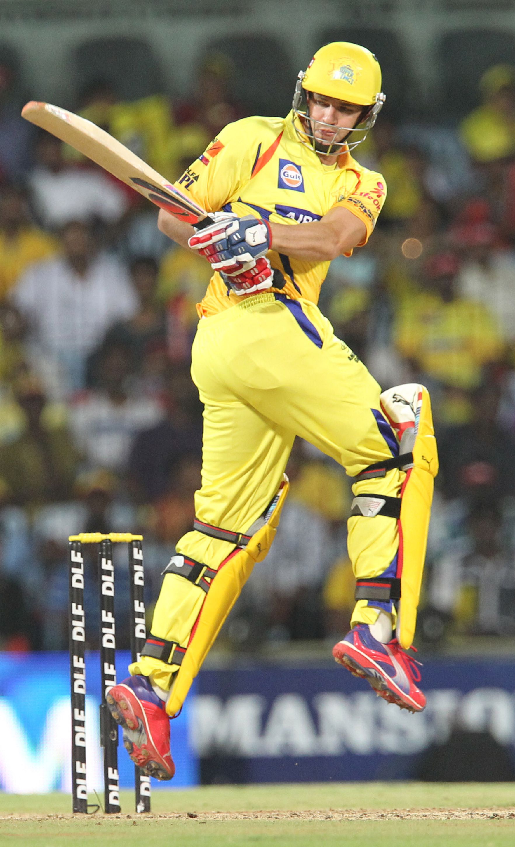 IPL इतिहास में इन 10 बल्लेबाजों ने लगाए सबसे लंबे छक्के, नंबर-1 पर है ...