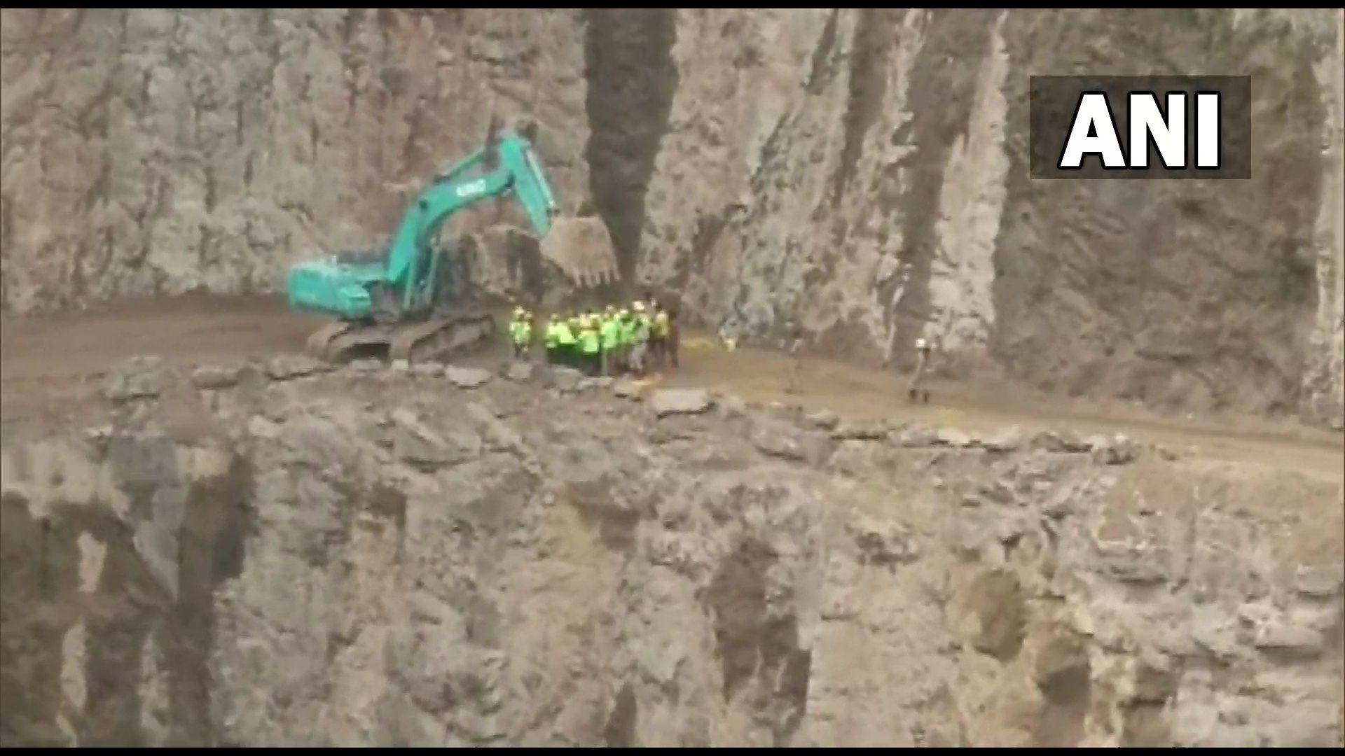 Tamil Nadu: 2 Dead, 2 Trapped For Over 60 Hours In 300-Ft Deep Quarry ...
