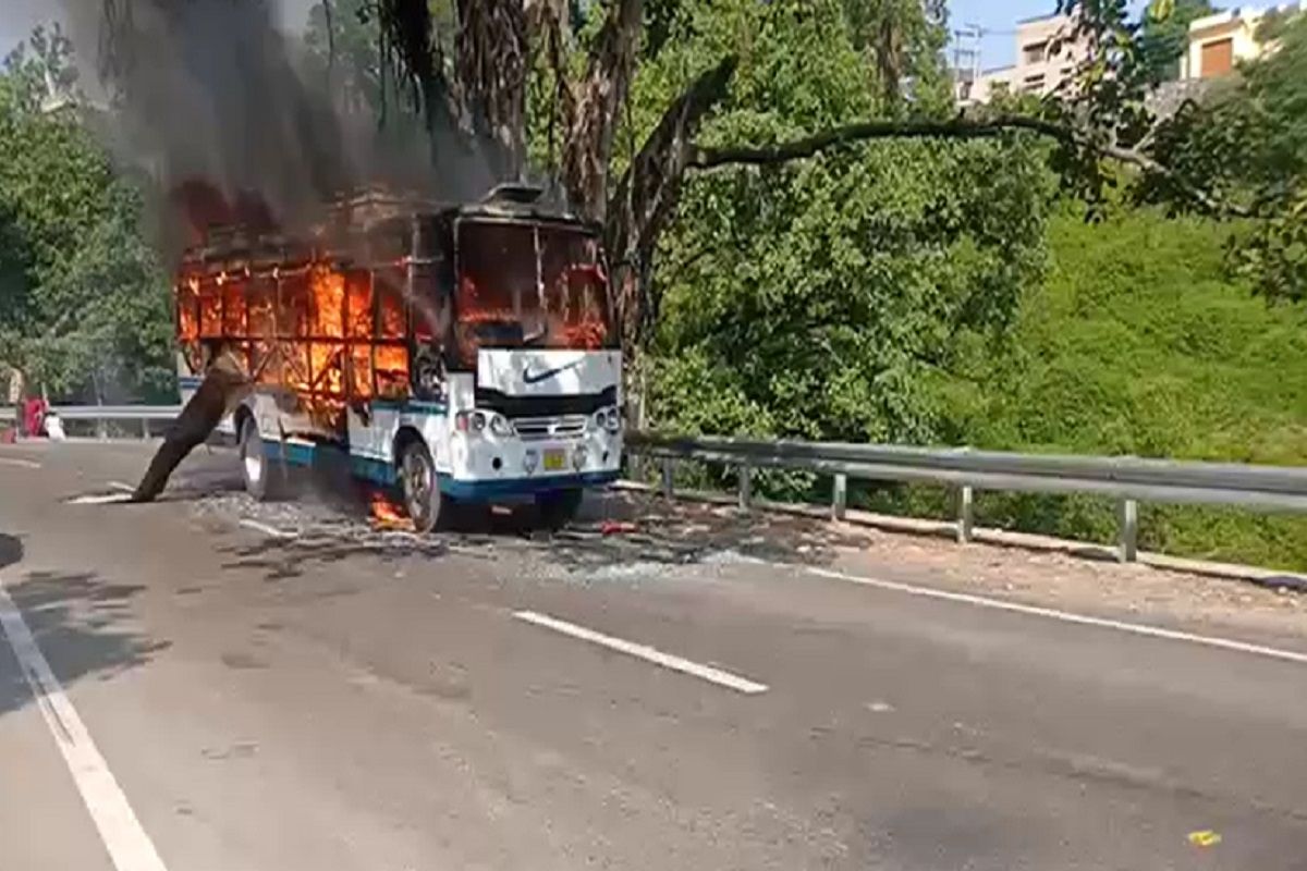 BREAKING Bus From Katra to Jammu Catches Fire 4 Dead Several Injured ...