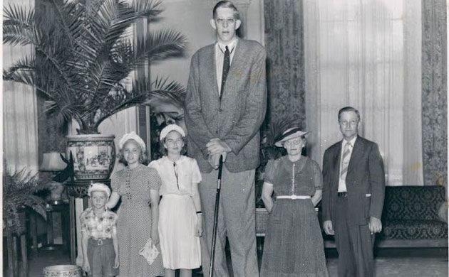 Top 7 Tallest People Ever Recorded In Modern History | See The Pictures