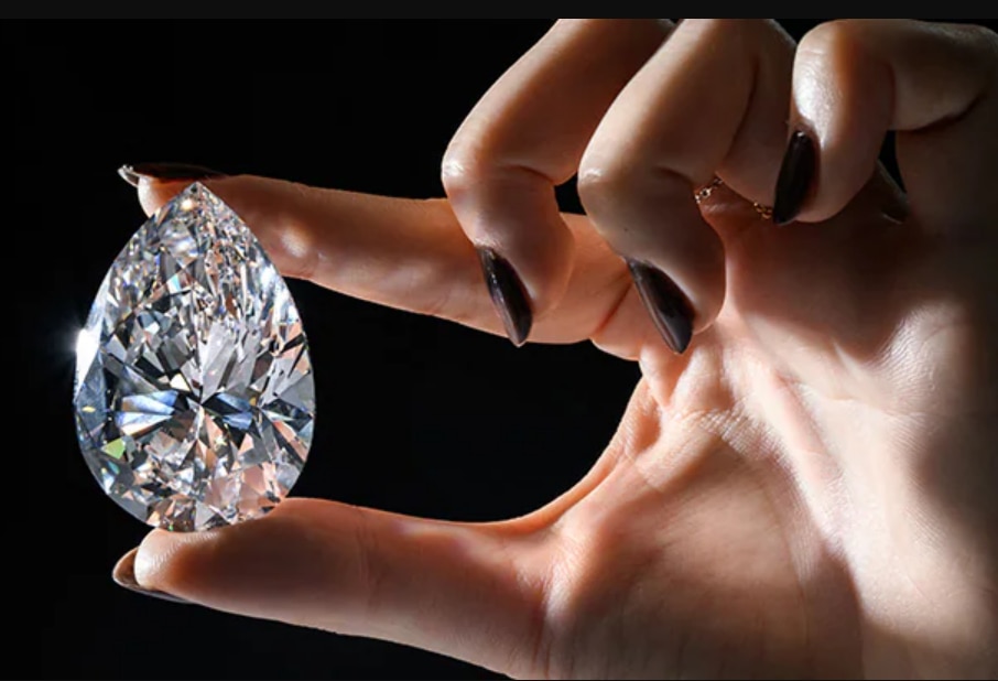 'The Rock', World’s Largest White Diamond Ever Auctioned, Sold For $21. ...