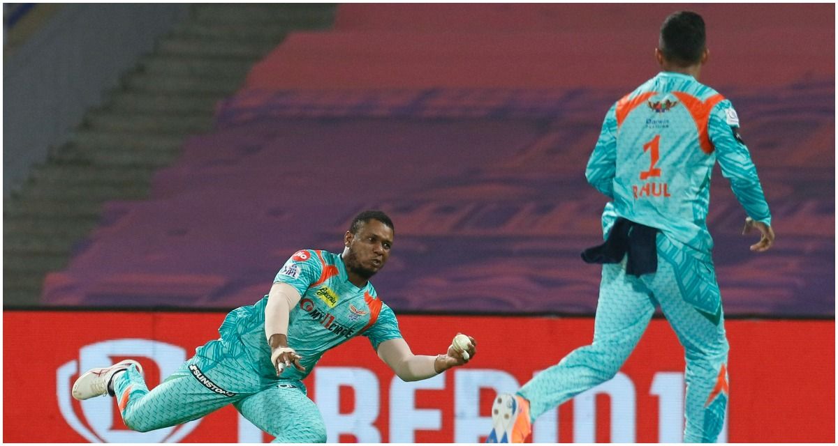 IPL 2022: Evin Lewis Sends Twitter Into Frenzy After Taking One-Handed ...