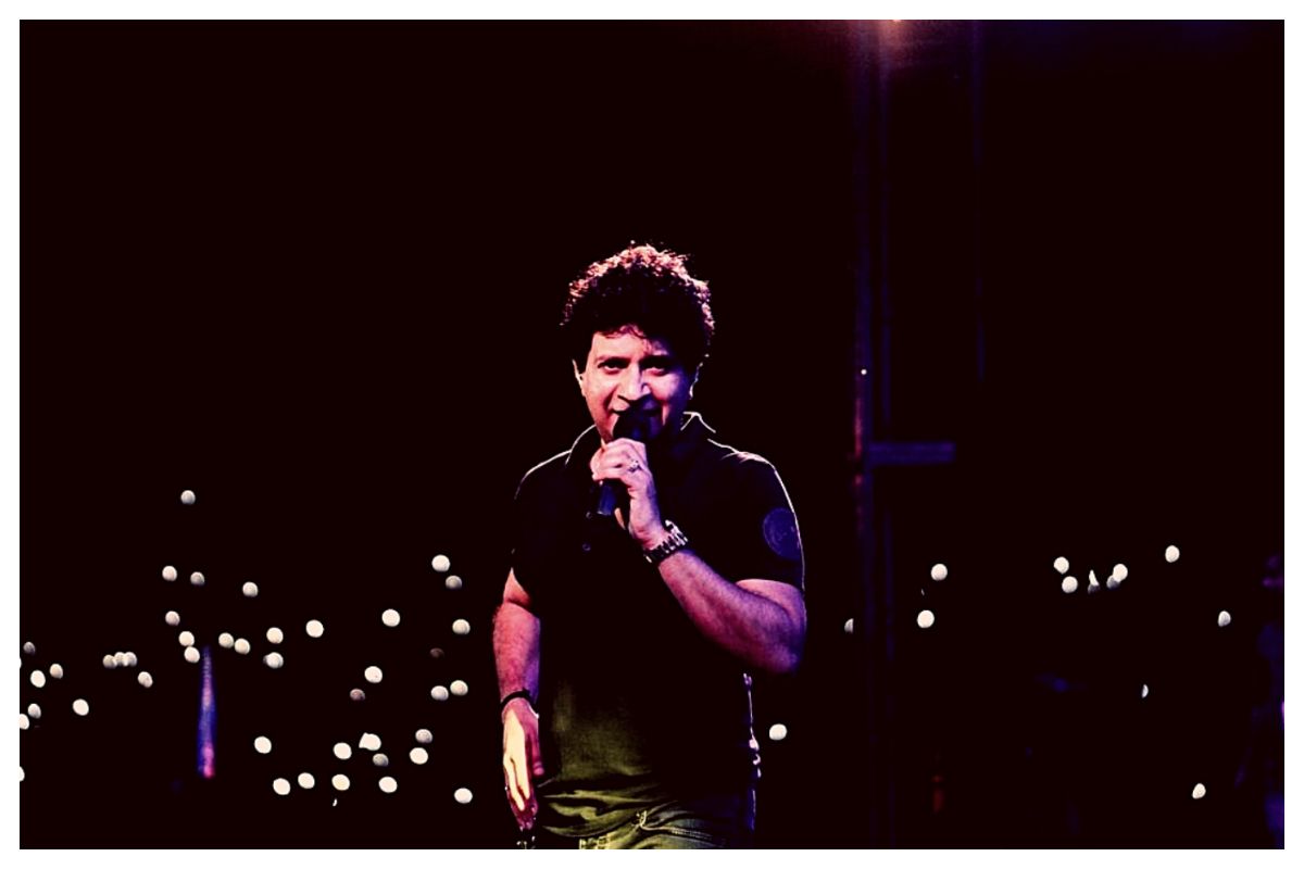 KK Was Performing At College Fest When He Suffered Cardiac Arrest | Video