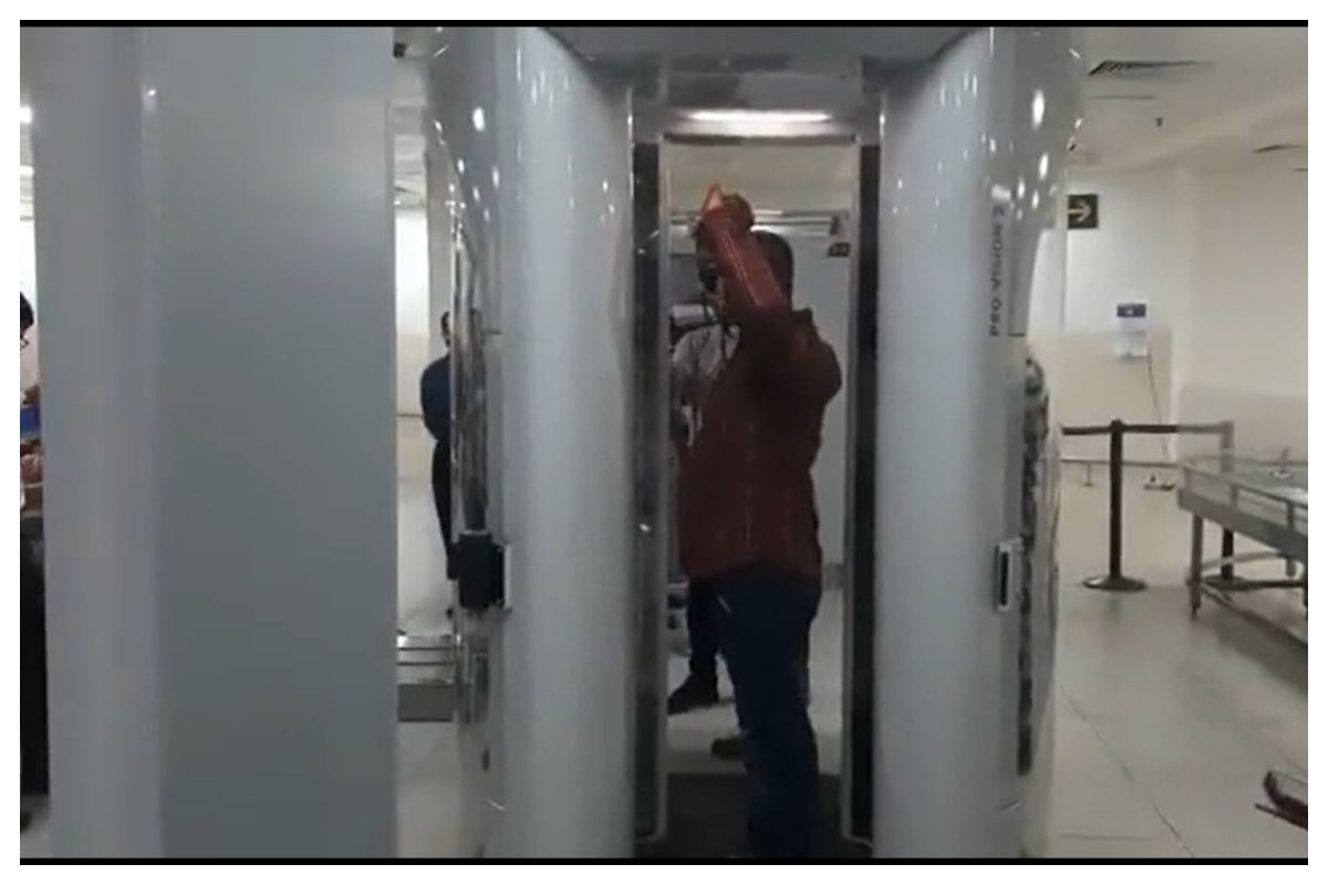 Trial Of Full-Body Scanner Begins At Terminal 2 Of Indira Gandhi ...