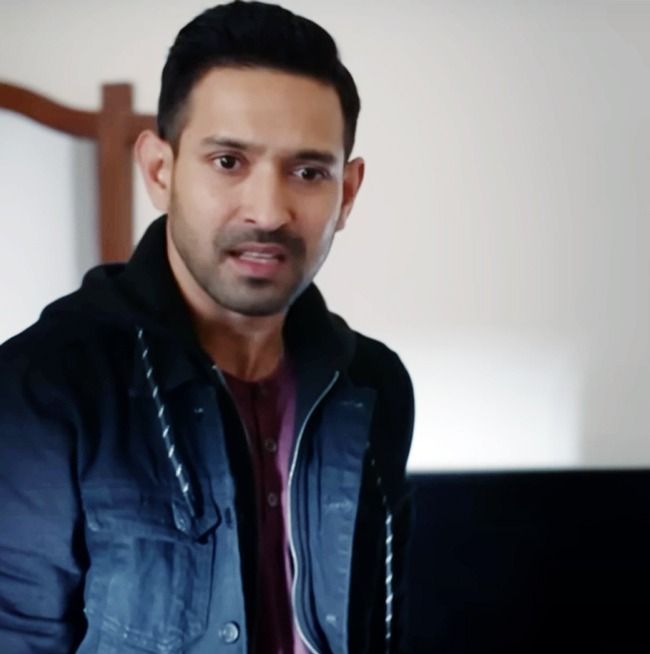 Forensic Review Radhika Apte Vikrant Massey Bring Engaging Thriller Prachi Desai Shines Bright