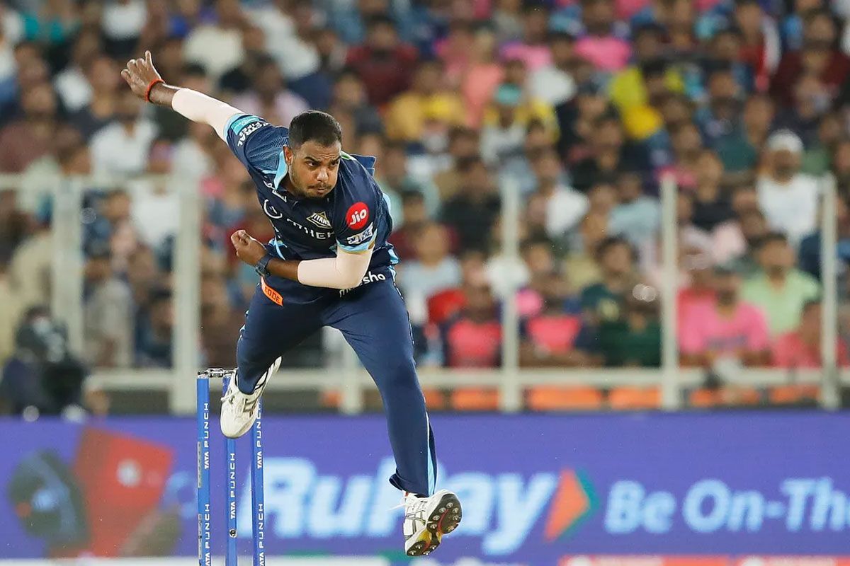 Yash Dayal Shares Communal Insta Story; Apologizes Later | VIRAL POST