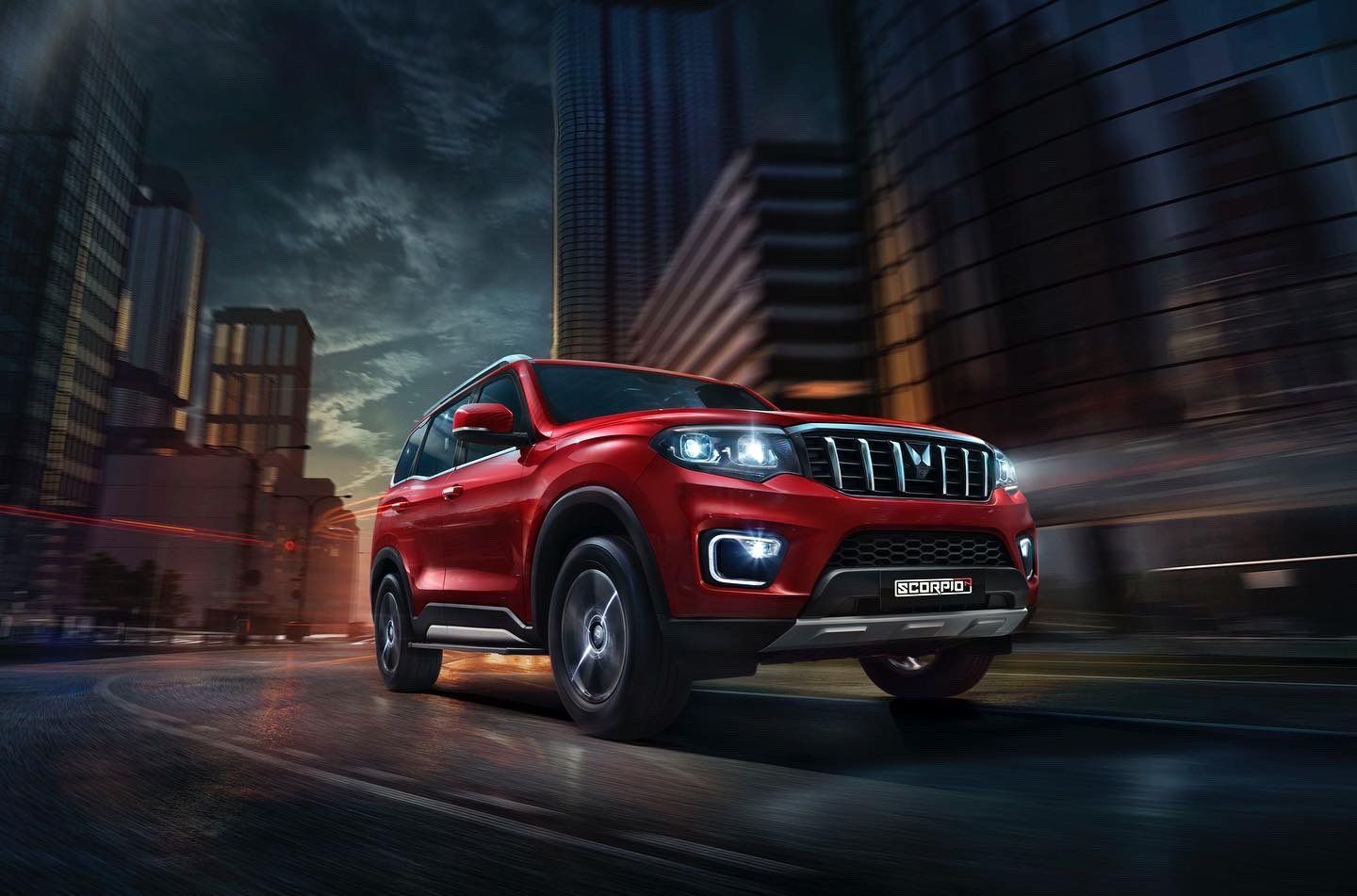 Mahindra Scorpio-N Interiors Officially Revealed: Gets Classy Leather ...