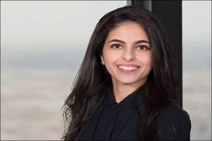 Historic First: Al-Shehana Becomes First Woman In Saudi King