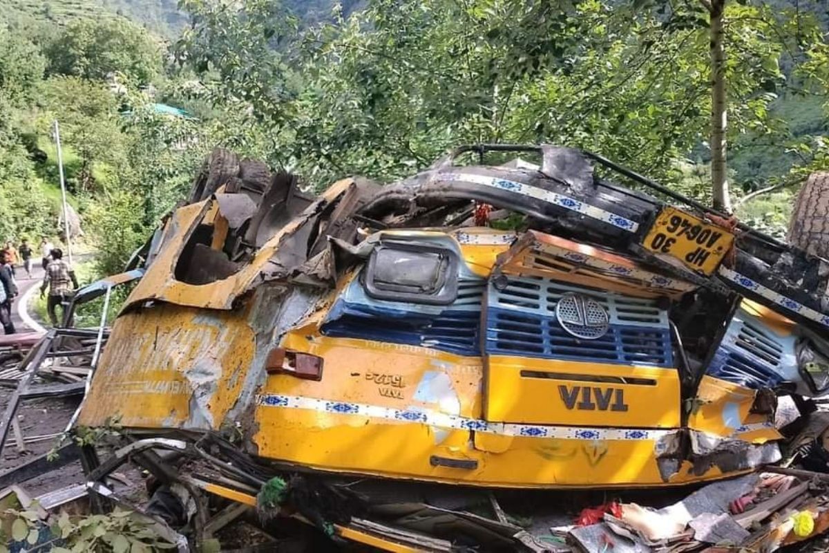 8 Killed, Several Injured in Collision Of Double-Decker Buses On UP